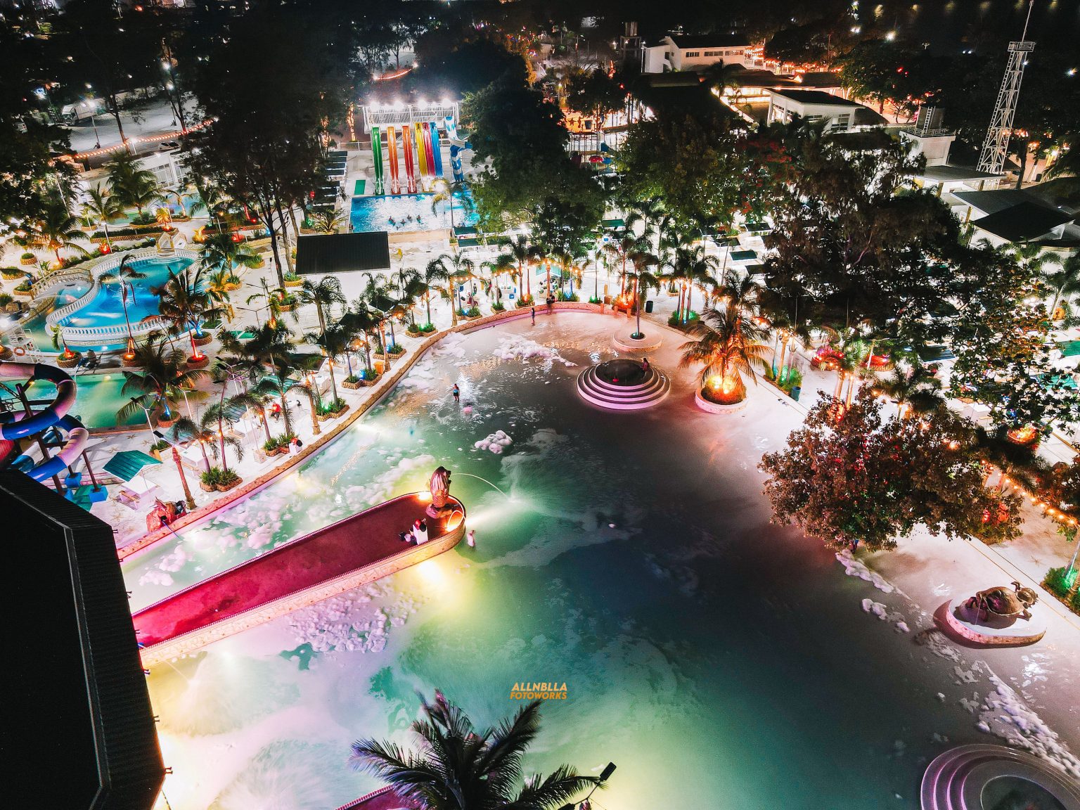 The Magical Night at Villa Excellance - Villa Excellance: Best Wave ...